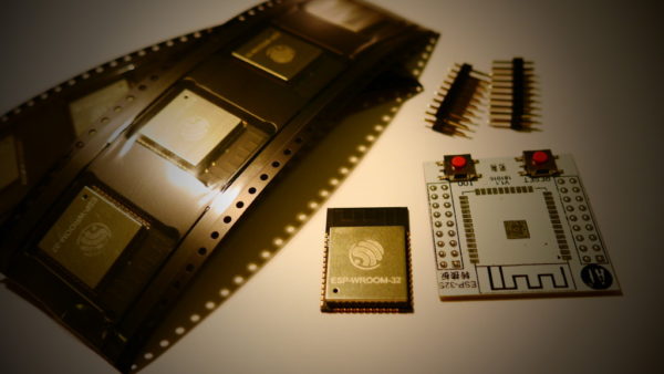 ESP32 - flashing the chip - Łukasz Podkalicki